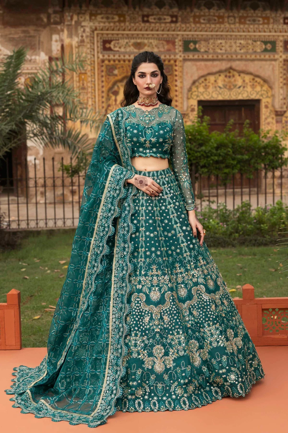 Akbar Aslam Embroidered Organza Suit Meherun – Babus Clothing